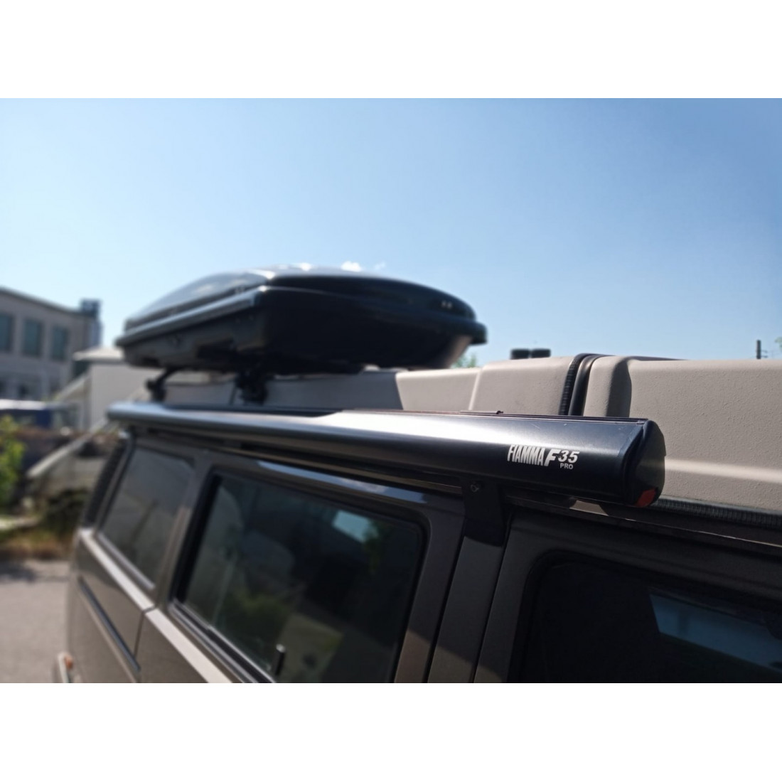 Fiamma F35 Pro marķīze 273x225cm. Deep Black.